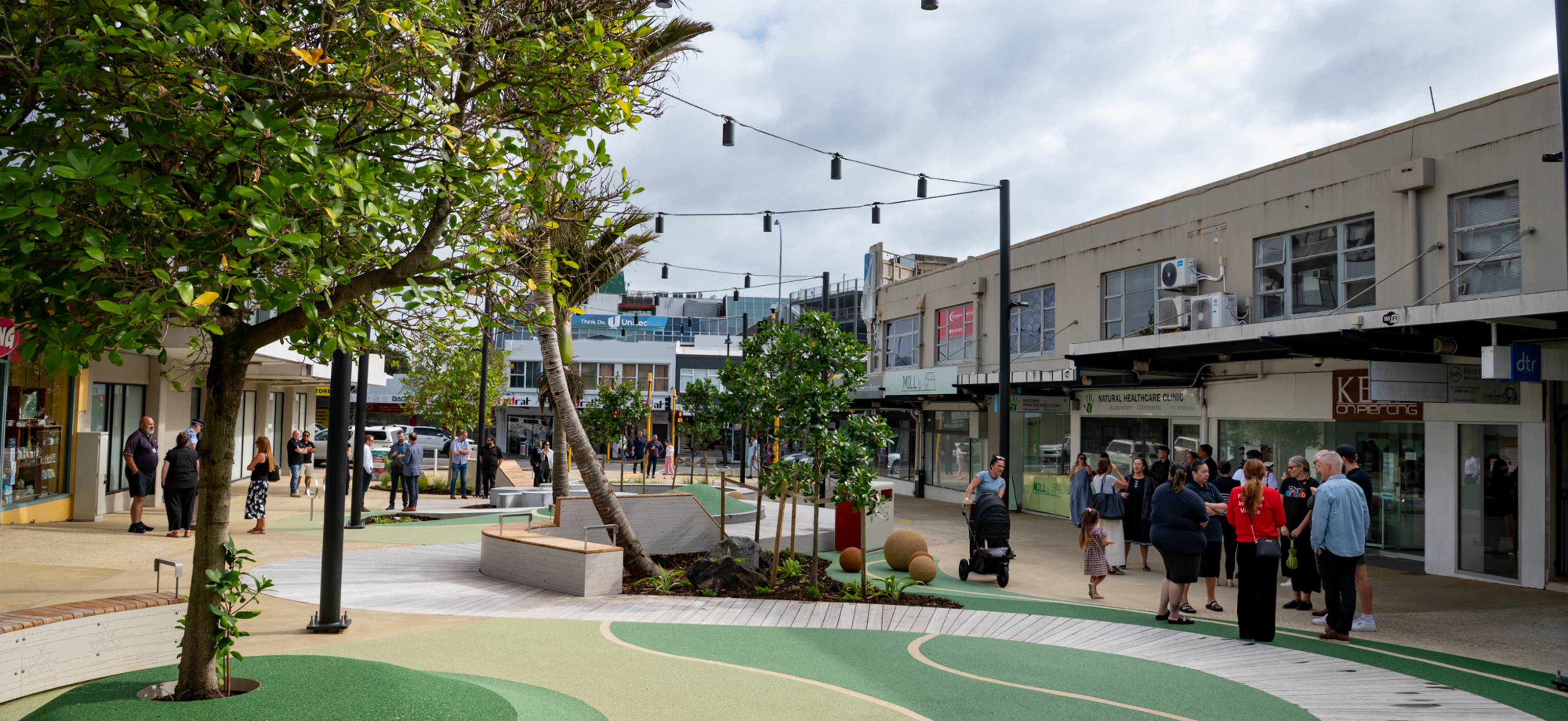 Catherine Plaza reopens - Auckland Council